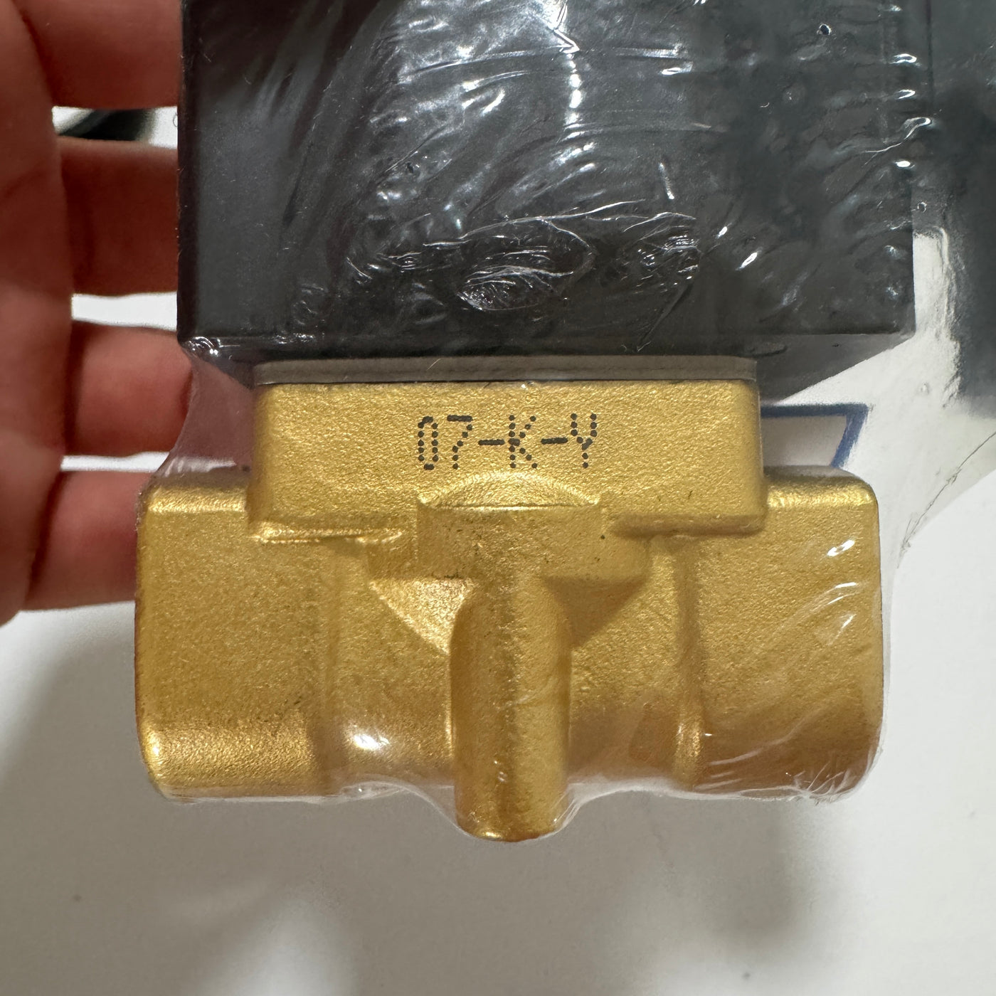 Airtac 2W050-15: 2 Way Solenoid Valve - 2W05015B